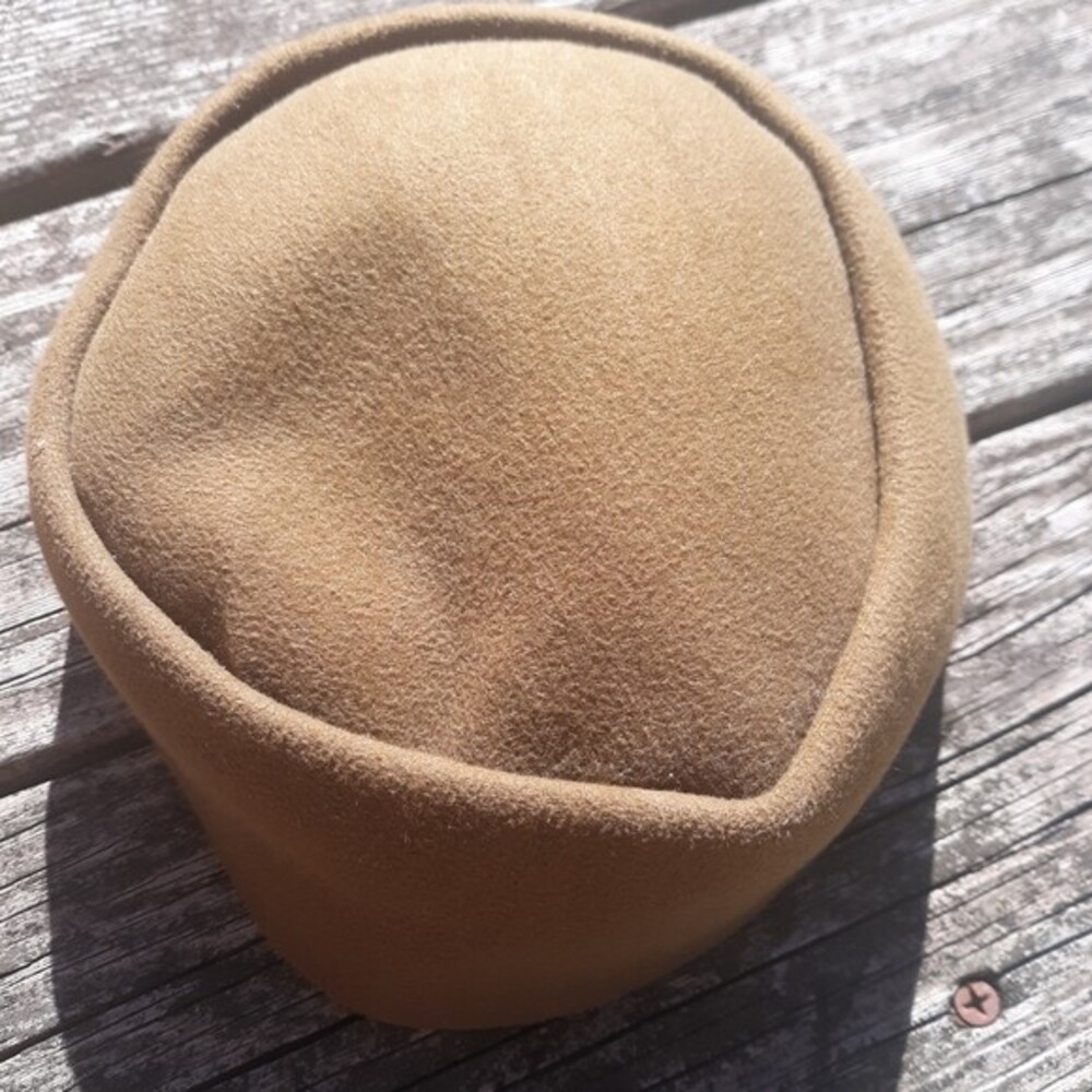 Vintage Green Pillbox Hat Military Style True Vintage… - Gem